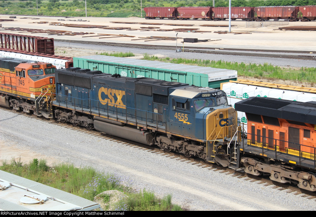 --CSX 4555--